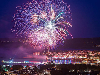 Professional Firework Displays | Weddings, Corporate, BonfireNight | Sonic